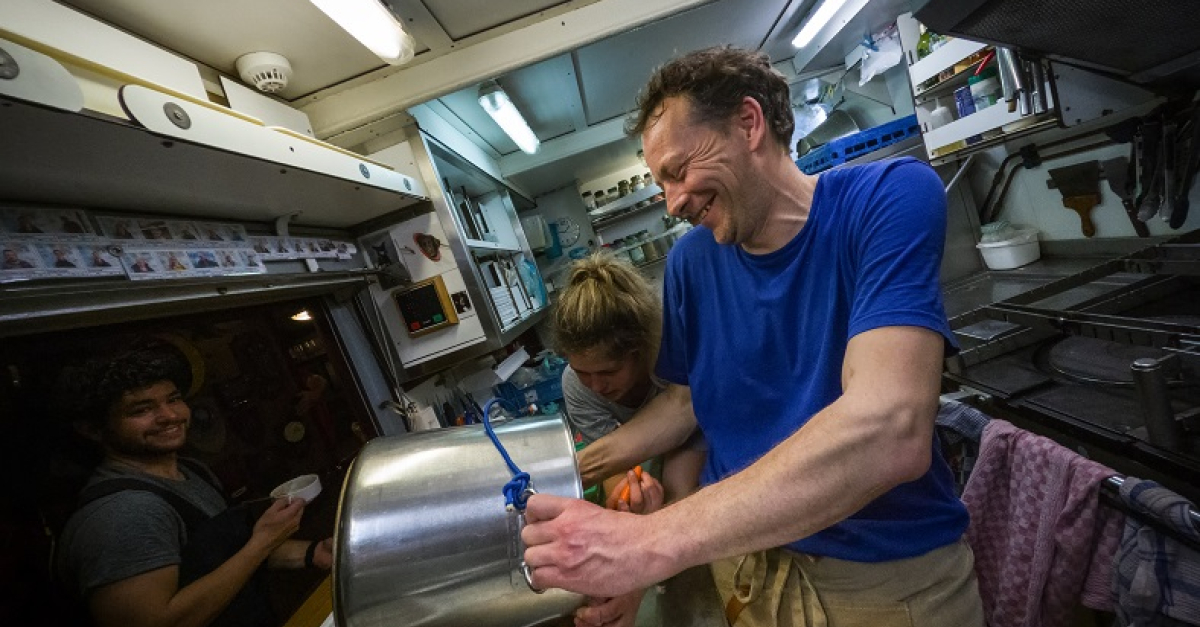 Sudden weather and wind change. From 48kn of gusting winds to 6kn of ...