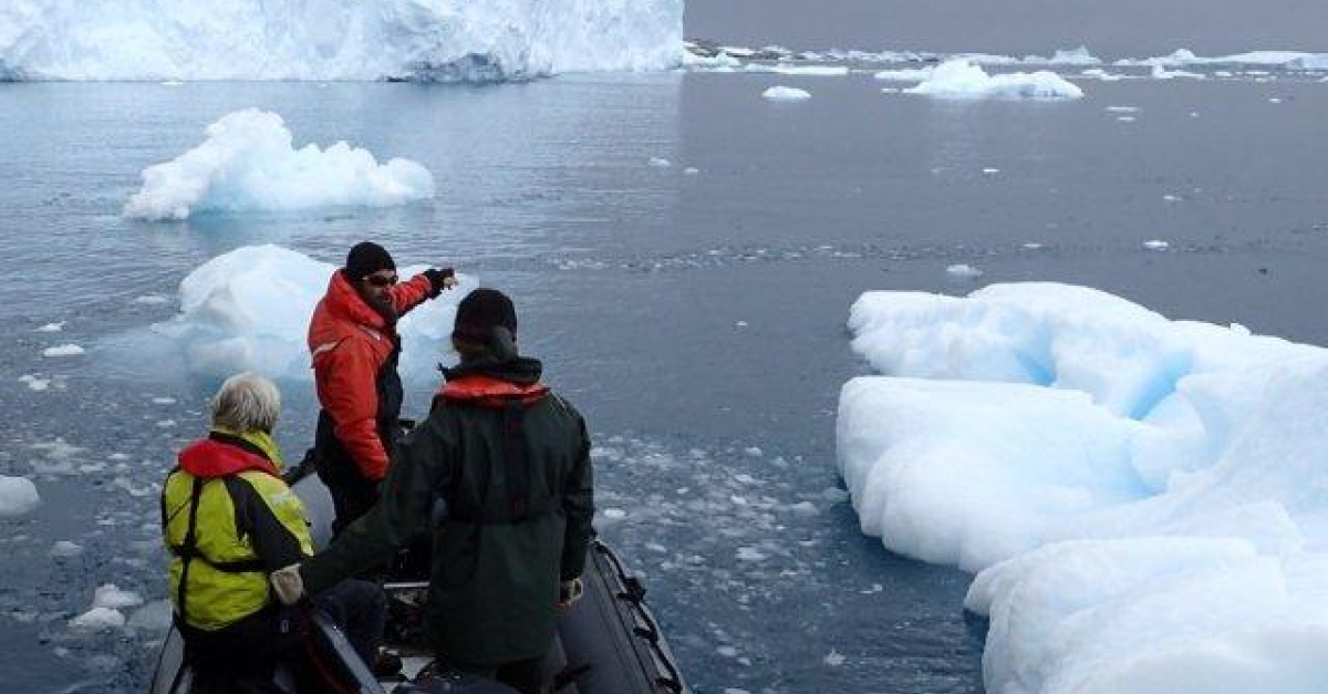 Spirit of adventure | Bark EUROPA